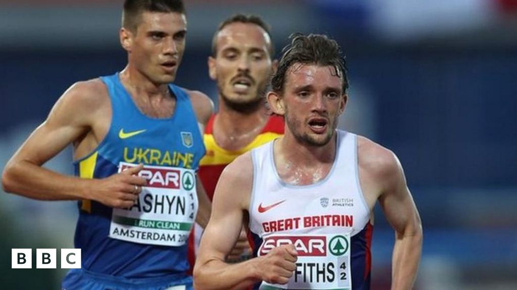 Dewi Griffiths i fethu Gemau'r Gymanwlad oherwydd anaf - BBC Cymru Fyw