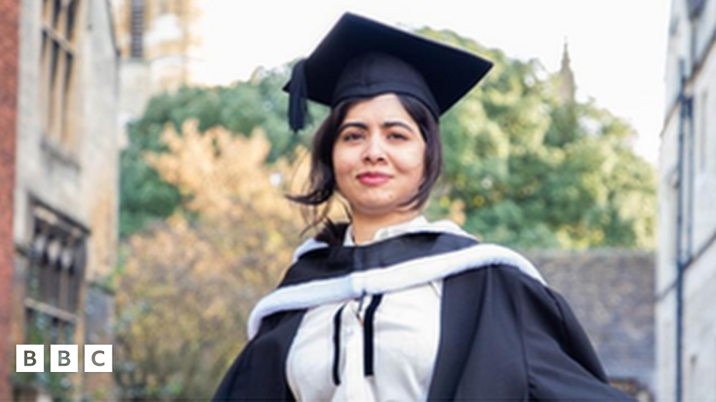 Malala Yousafzai: Nobel Peace Prize winner celebrates her Oxford ...