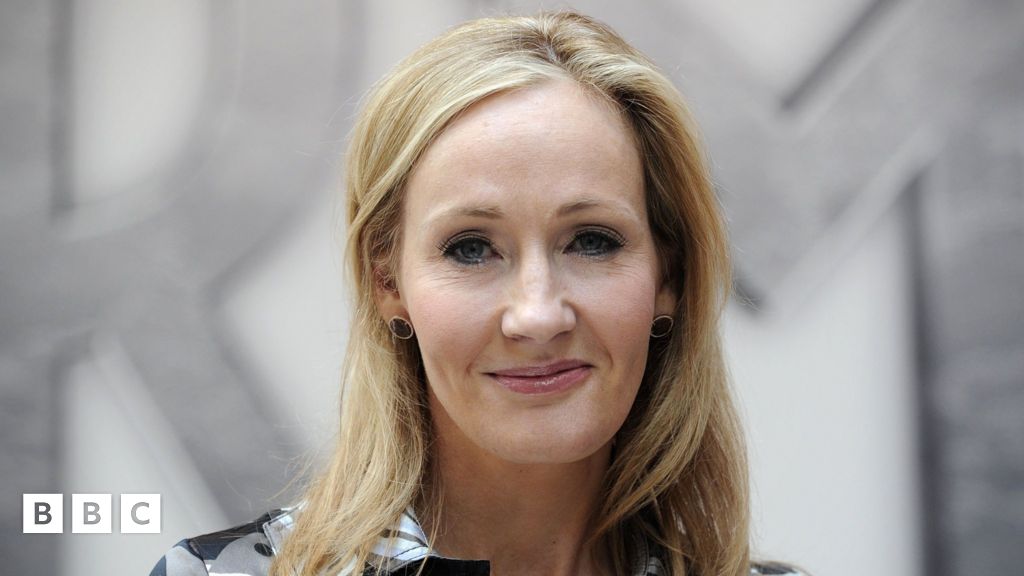 Fantastic Beasts actress chosen from open auditions - BBC Newsround