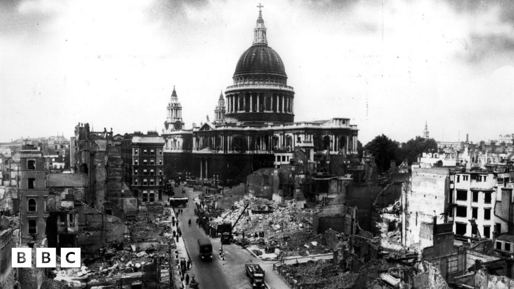 The Blitz Anniversary: 75 years since bombing of the UK - BBC Newsround