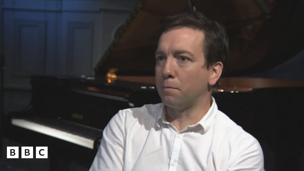 Ateb y Galw: Y cynhyrchydd Hywel Wigley - BBC Cymru Fyw