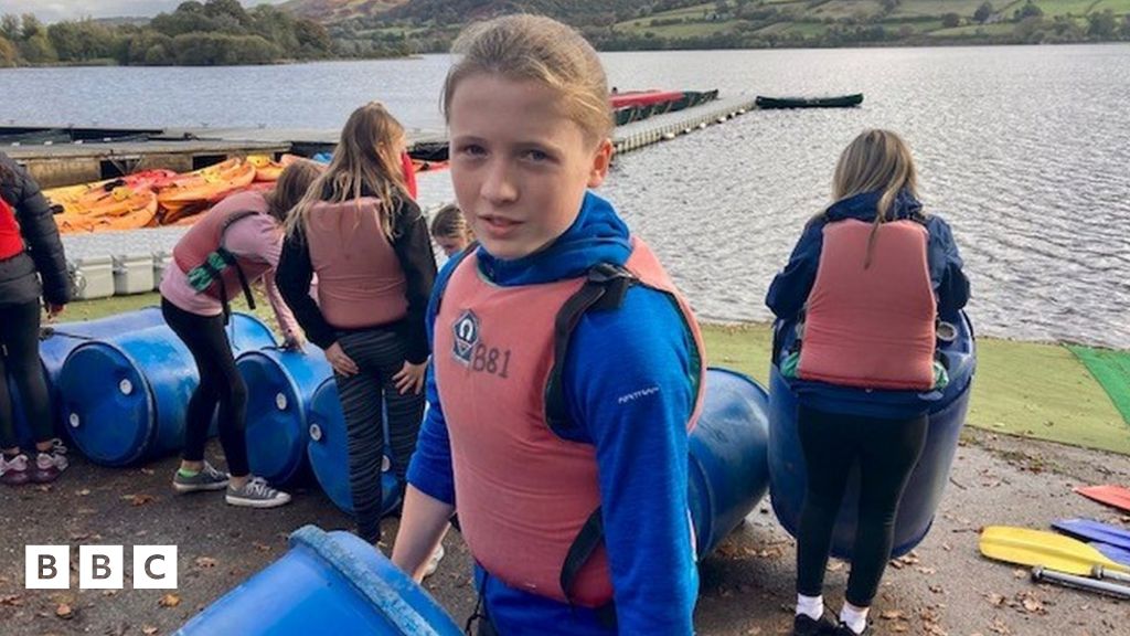 Cefnogaeth i gynllun addysg awyr agored i blant ysgol - BBC Cymru Fyw