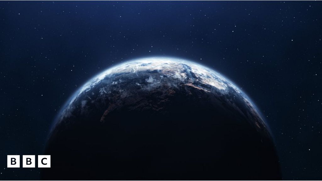 Ozone layer was destroyed during Earth's biggest extinction - BBC Newsround