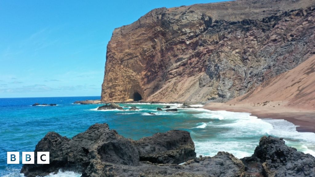 Plastic pollution: Scientists find rocks 'made of plastic' on remote ...