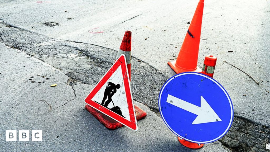 Road safety week: Make sure you are safe on the road - BBC Newsround