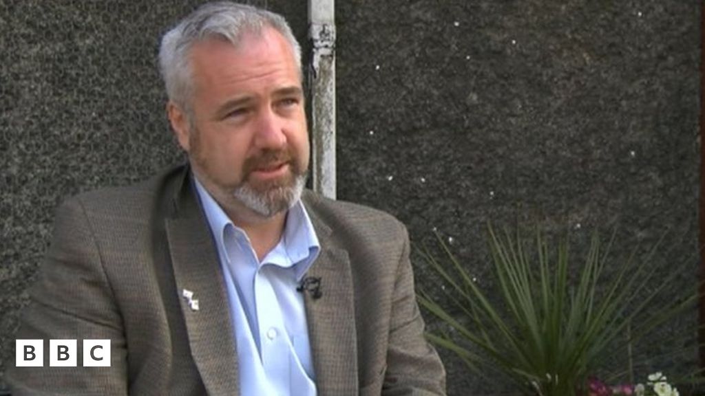 'Bygythiadau' wrth wraidd ymddiswyddiad Plaid Cymru - BBC Cymru Fyw