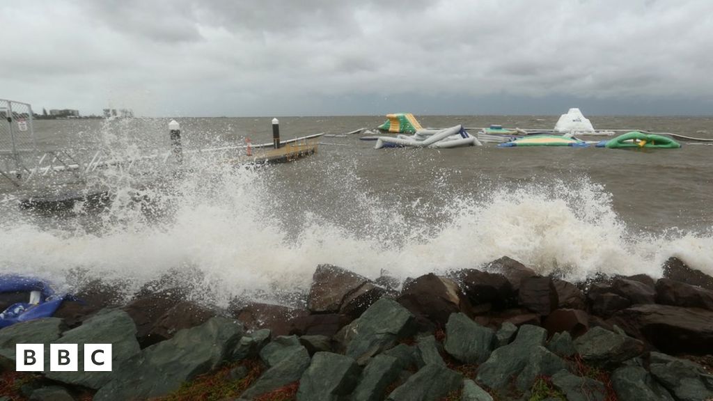 Australia facing more wild weather during their summer - BBC Newsround