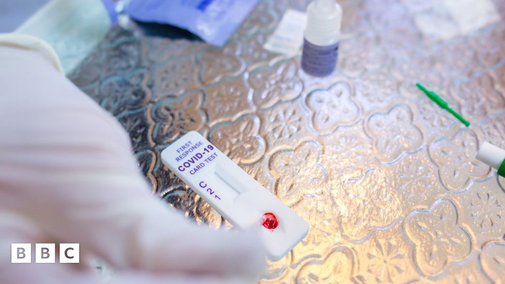 Coronavirus: What is a lateral flow test and how does it work? - BBC ...
