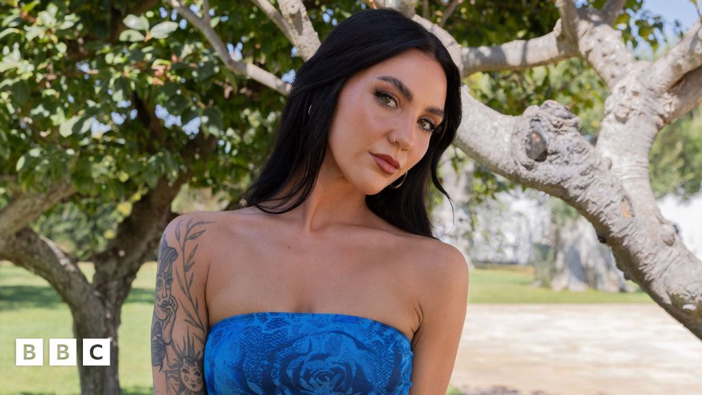 Ruchira Sharma - Journalist Profile - Intelligent Relations