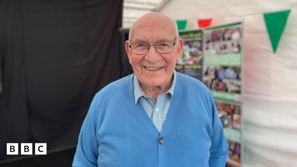 Galw am ragor o gydweithio rhwng eisteddfodau lleol - BBC Cymru Fyw