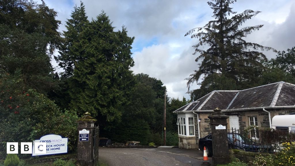 Dachaigh Cùraim an Earra-Ghàidheal ri dùnadh - Naidheachdan a' BhBC
