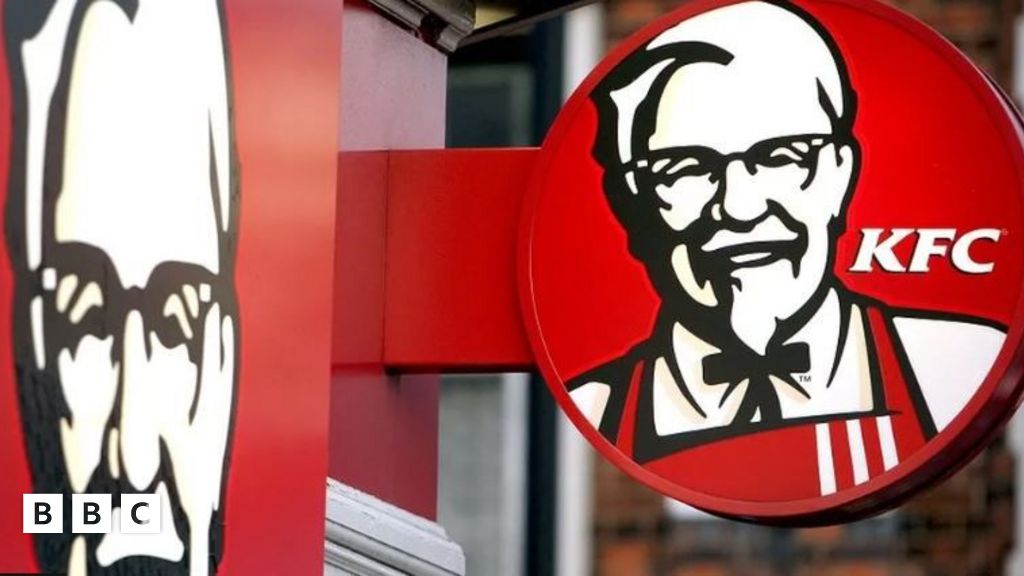 Sheffield: Police object to 24-hour KFC over drinkers fear - BBC
