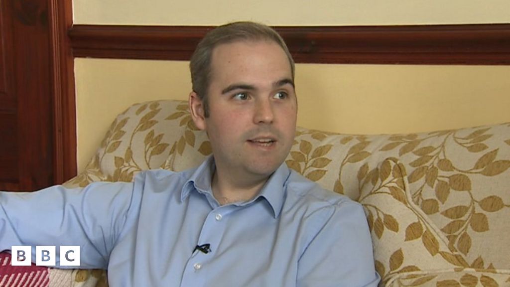 Taith gerdded i gefnogi Steffan Lewis AC, sydd â chanser - BBC Cymru Fyw