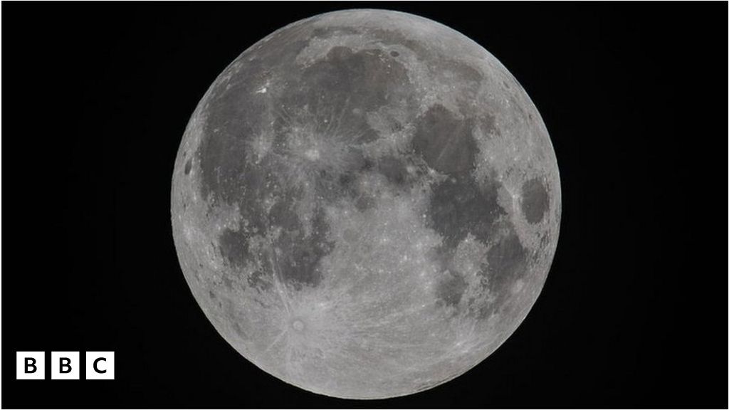 What are the mysterious sparkly flashes on the Moon? - BBC Newsround