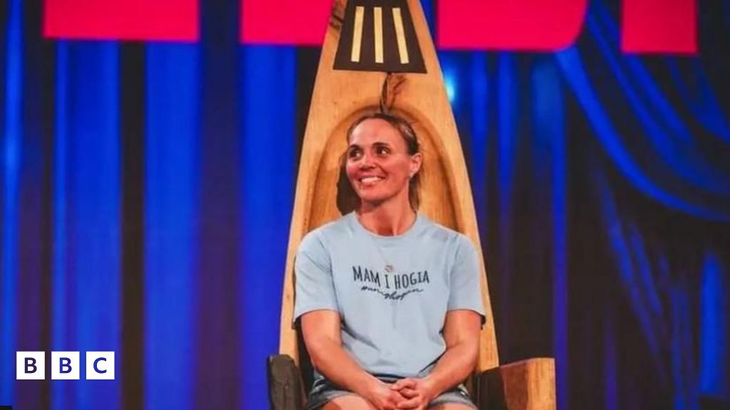 Wythnos Dathlu Dysgu Cymraeg: Pigion erthyglau Cymru Fyw - BBC Cymru Fyw