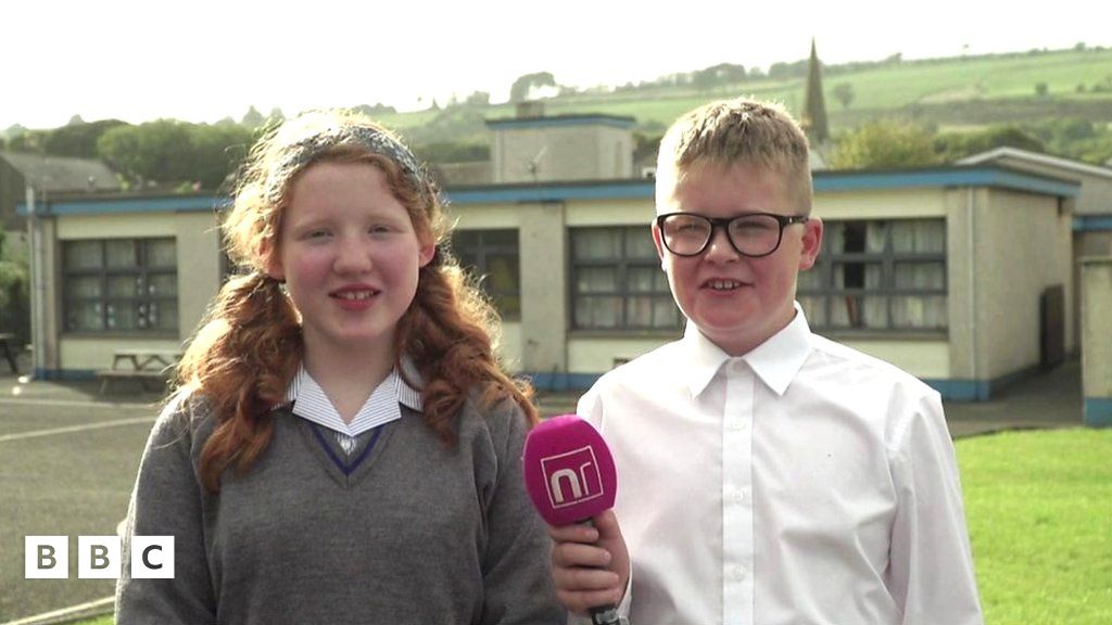 Northern Ireland: What is an integrated school? - BBC Newsround