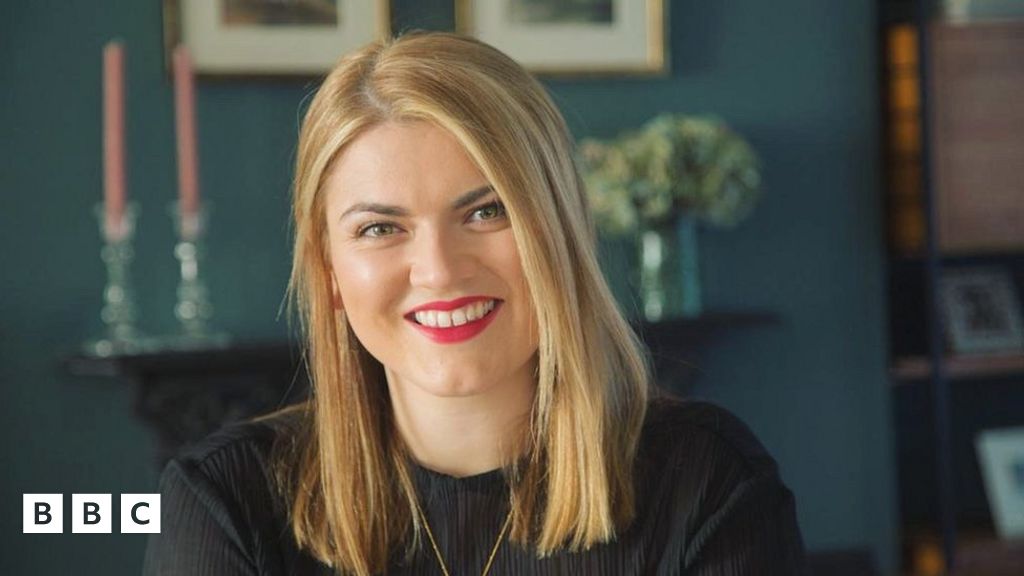 Ateb y Galw: Y gantores Ffion Emyr - BBC Cymru Fyw