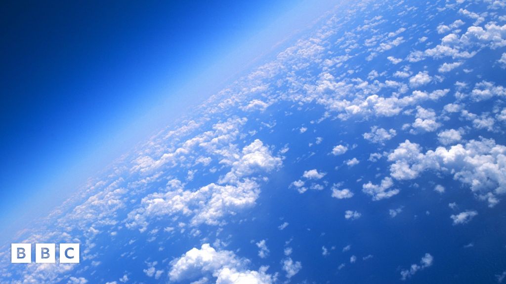 Climate change: Could reflecting sunlight into space help? - BBC Newsround