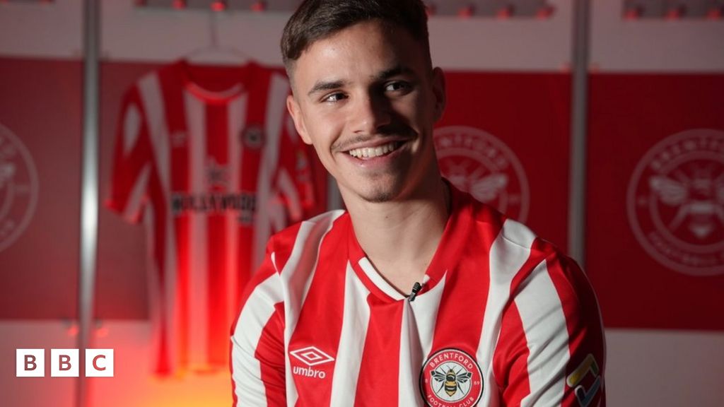 Footballers following father's footsteps as Beckham signs for Brentford ...