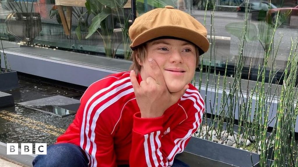 Who is Disney star Noah Matthews Matofsky? - BBC Newsround