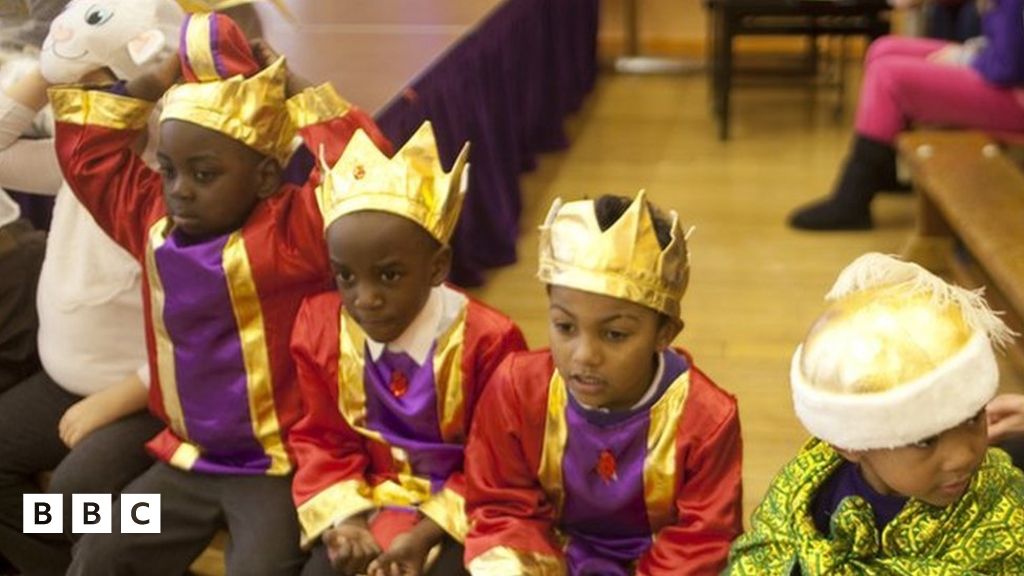 Christmas nativity play: Send us your pictures - BBC Newsround