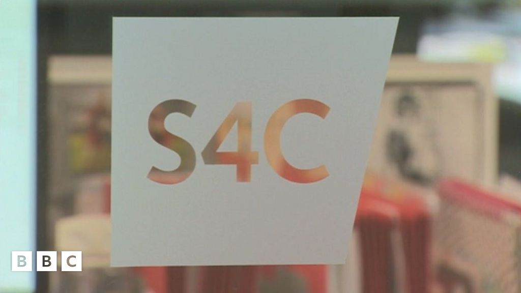 S4C yn lansio sianel ar-lein newydd i ddysgwyr Cymraeg - BBC Cymru Fyw