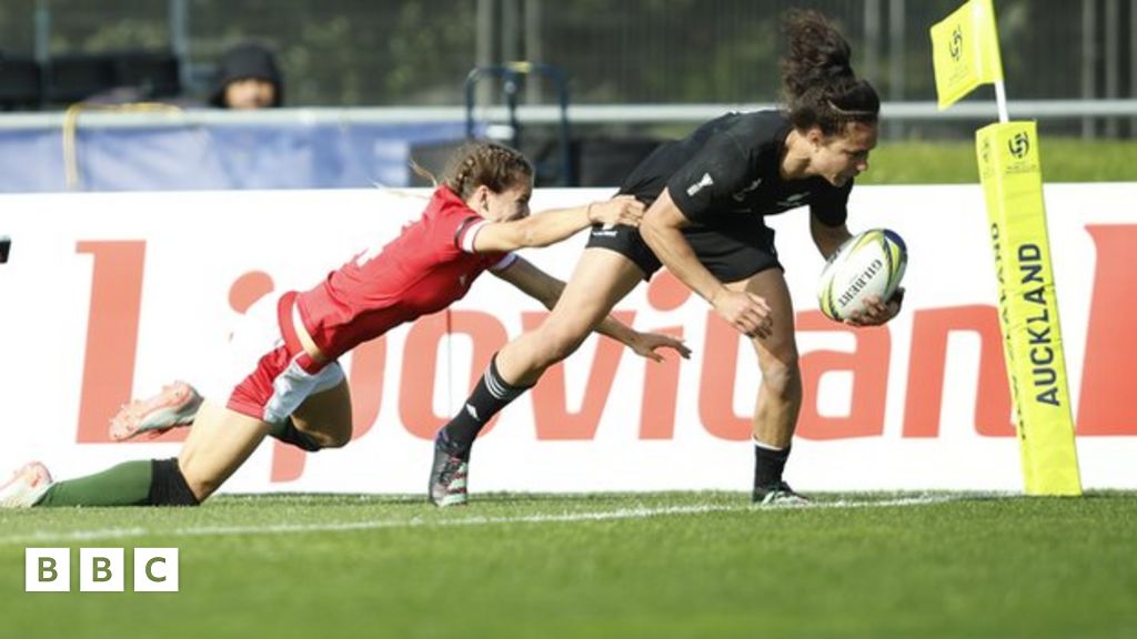 Cwpan Rygbi'r Byd: Cymru i wynebu Seland Newydd - BBC Cymru Fyw