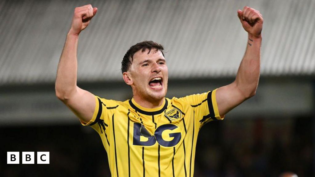 Cardiff City: Mark Harris among Welsh connections at Wembley - BBC