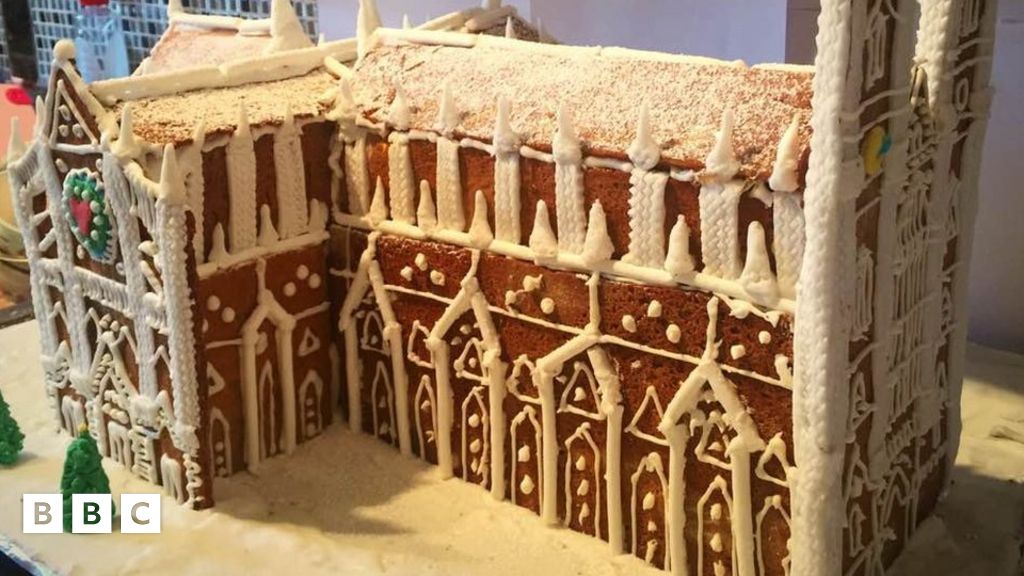 Christmas baker's gingerbread masterpiece - BBC Newsround