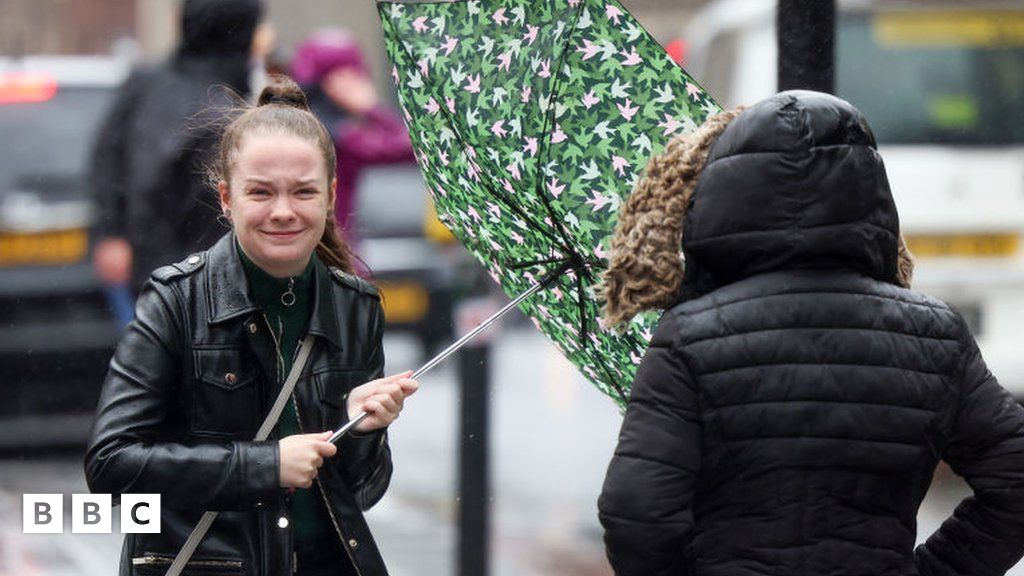 Storm Malik: Yellow weather warnings for parts of UK - BBC Newsround
