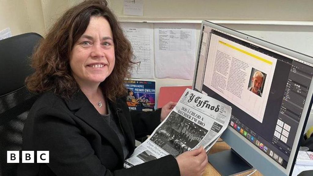 Papur Y Cyfnod yn ôl ar werth i bobl Y Bala a Phenllyn - BBC Cymru Fyw