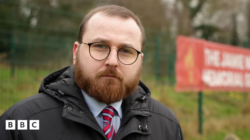 Jack Sargeant: Colli Dad a Jamie oedd 'y boen waethaf yn y byd' - BBC ...