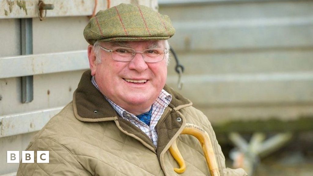 Ailenwi adeilad S4C yn y Sioe er cof am Dai Jones Llanilar - BBC Cymru Fyw