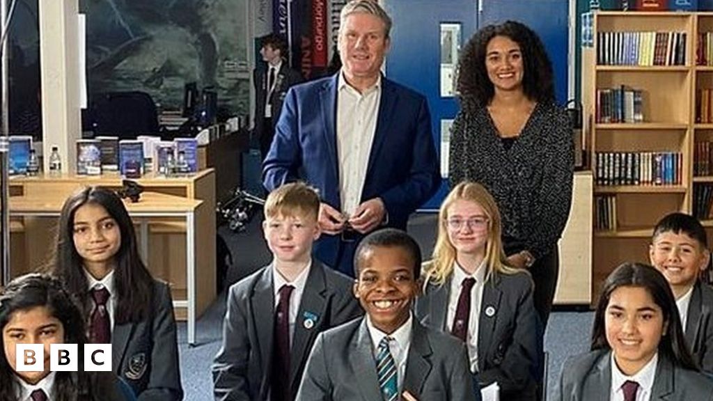Cost of living crisis: Sir Keir Starmer faces questions from kids - BBC Newsround