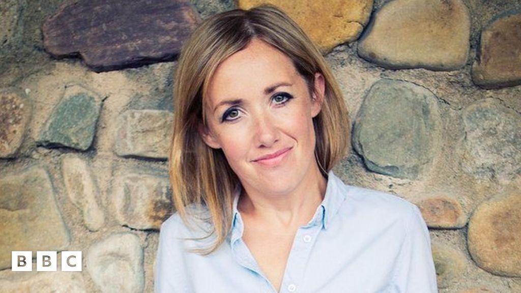 Ateb y Galw: Dot Davies - BBC Cymru Fyw