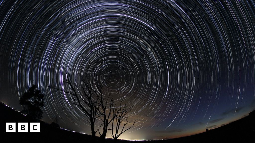 Stunning photos of the sky at night - BBC Newsround