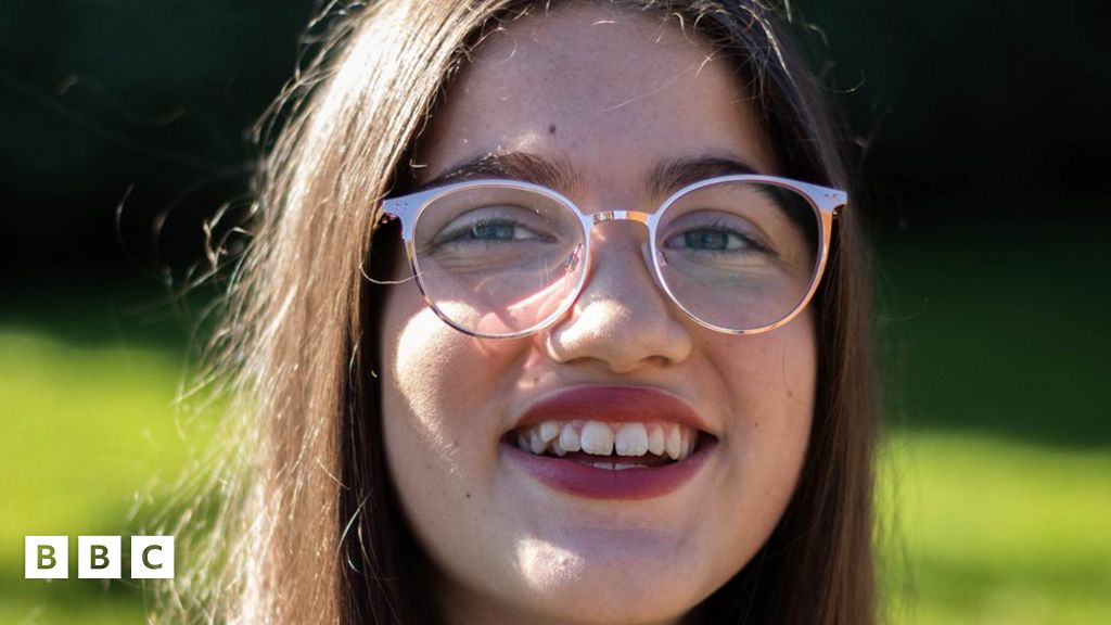 World Sight Day: Campaigner calling for emojis with glasses - BBC Newsround