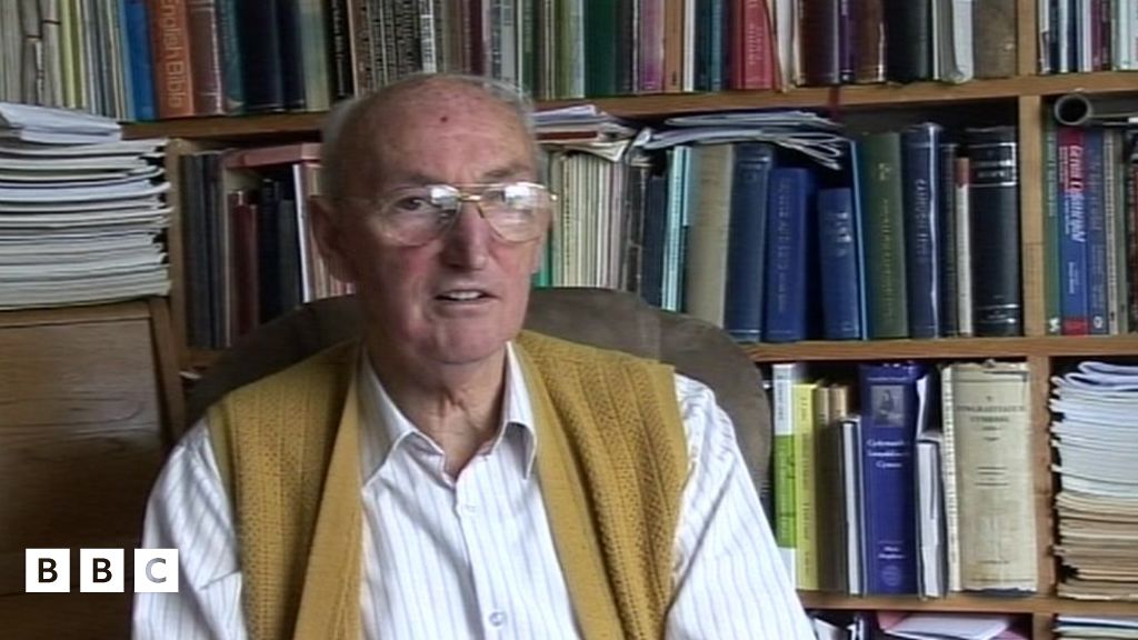 W J Edwards wedi marw yn 83 oed - BBC Cymru Fyw