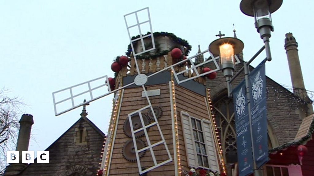 Cynnydd yn nifer ymwelwyr â Chaerdydd dros y Nadolig - BBC Cymru Fyw