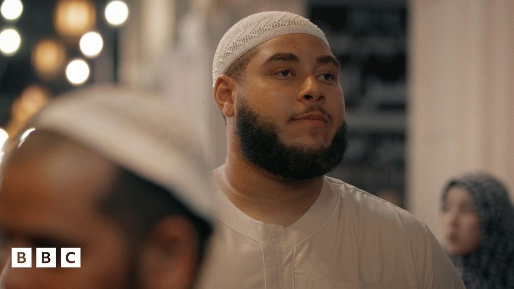 Big Zuu: ‘Muslims come in different shapes and sizes’ - BBC