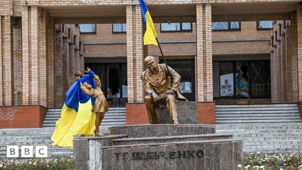 Major victory for Ukraine as it pushes Russian army back - BBC Newsround