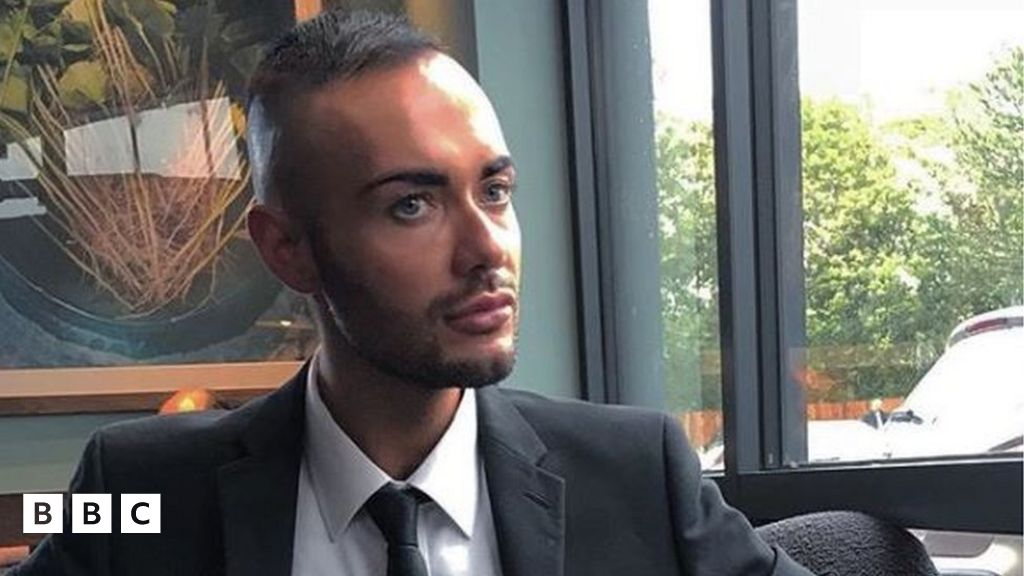 Y 'gyfrinach' newidiodd byd Iwan Steffan - BBC Cymru Fyw