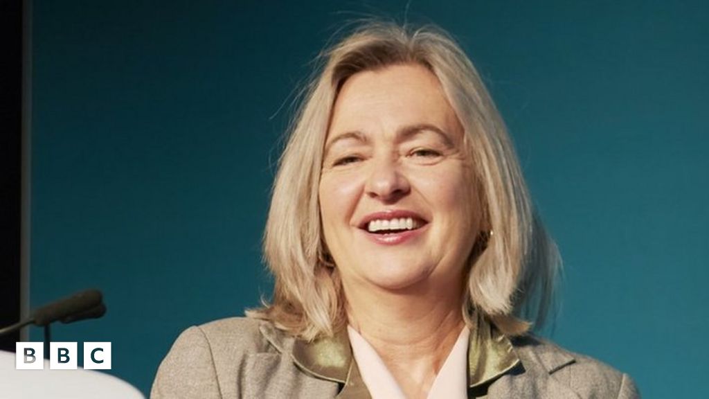 Cyhoeddi Liz Saville Roberts yn Llywydd Eisteddfod 2023 - BBC Cymru Fyw