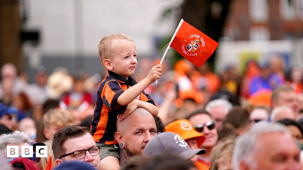 Luton Town celebrate promotion to the Premier League in style! - BBC ...