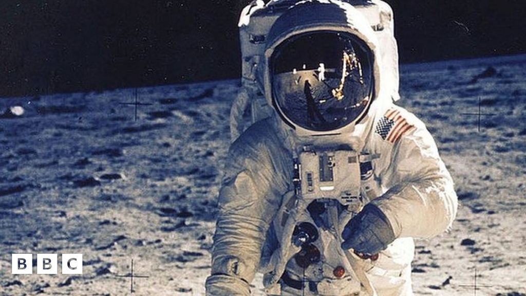 The European Space Agency is recruiting new astronauts! - BBC Newsround