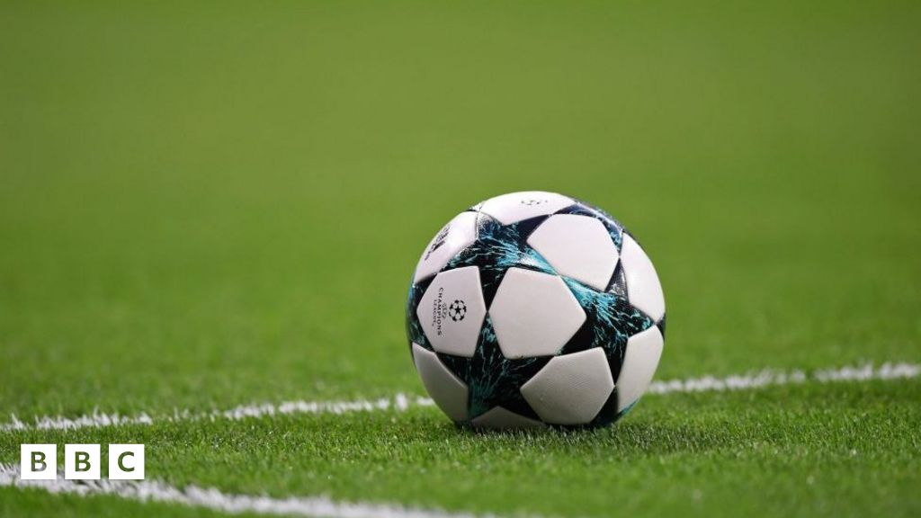 Meetings take place to get sport back up and running - BBC Newsround