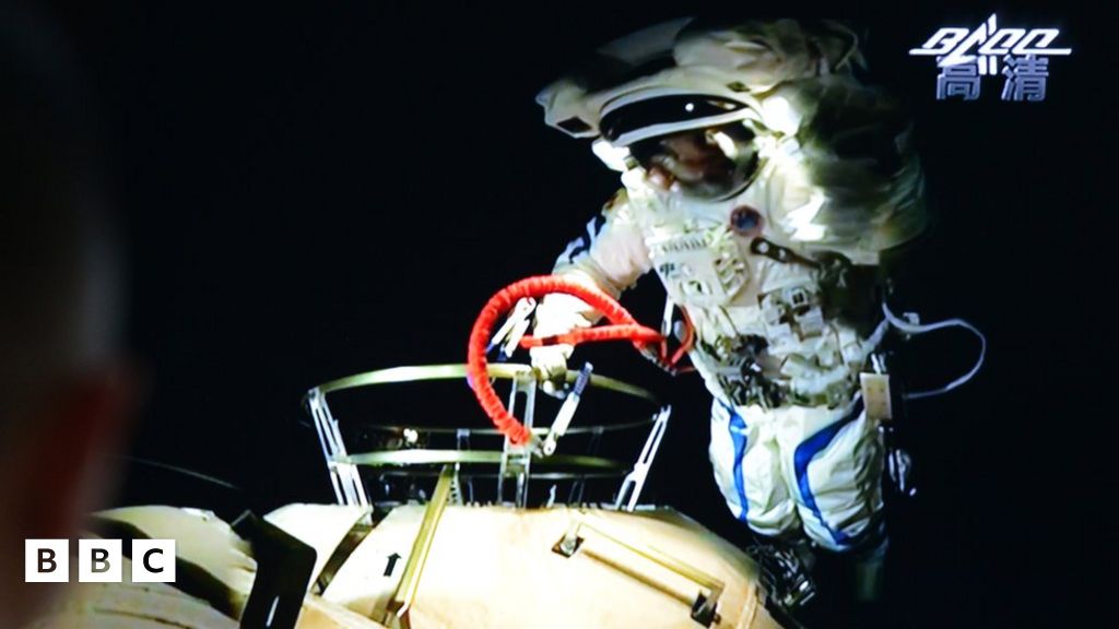 Tiangong space station: Taikonauts take first spacewalk - BBC Newsround