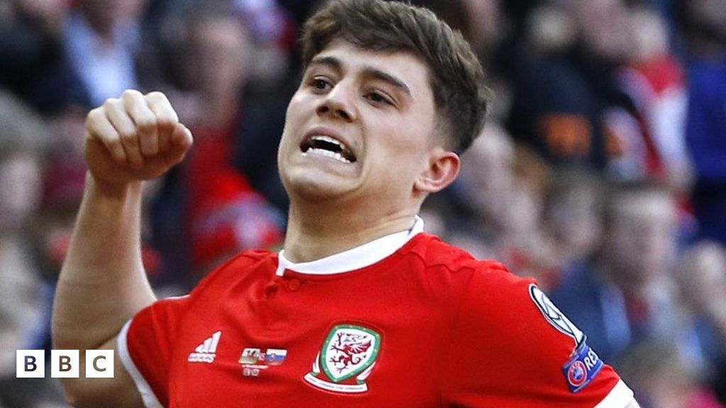 Y Coridor Ansicrwydd: Anodd anwybyddu Dan James? - BBC Cymru Fyw