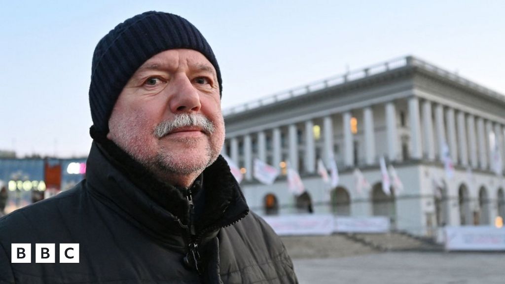 Llythyr gan yr awdur o Wcráin, Andrey Kurkov - BBC Cymru Fyw