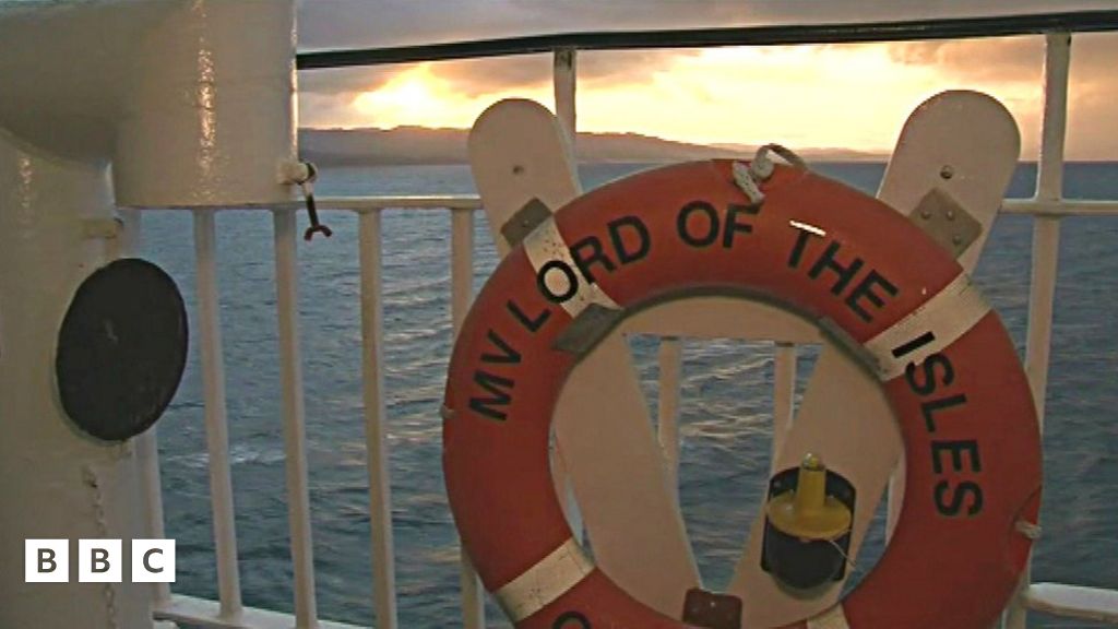MV Lord of the Isles fhathast na tàmh - Naidheachdan a' BhBC